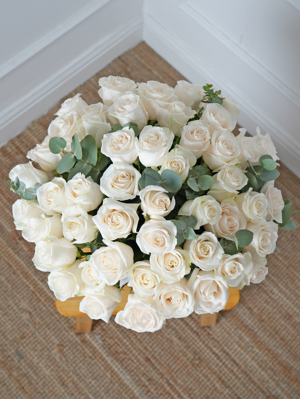 Valentine 50 Long Stem White Roses Vase - FlowersDirect.ie